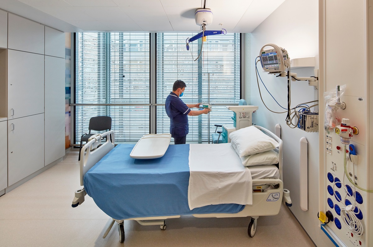 Work completed on ground-breaking new cancer centre - Healthcare Design ...